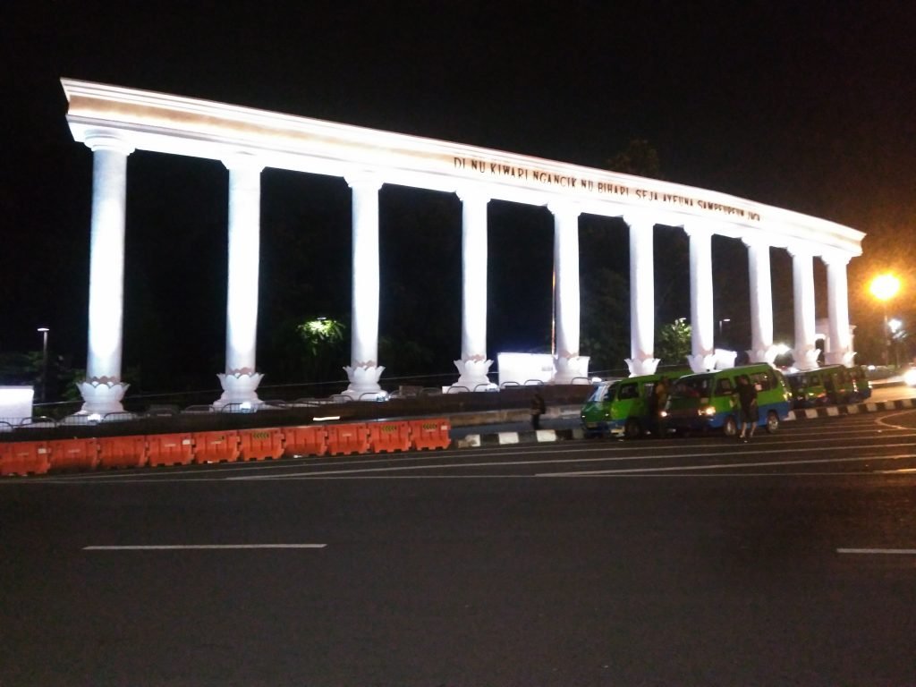 Icon Bogor : Bangunan Lawang Salapan Bogor