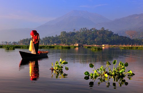 Danau Rawa Pening : Panorama Keindahan Yang Menakjubkan